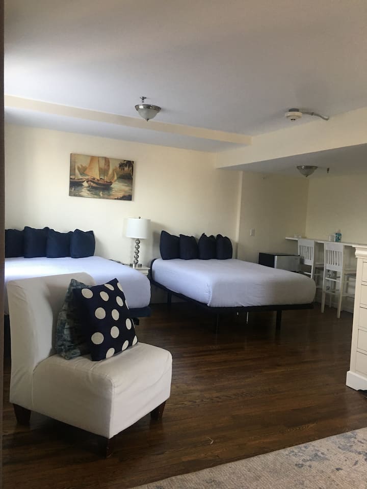 Double Queen Suite - Long Beach, NY