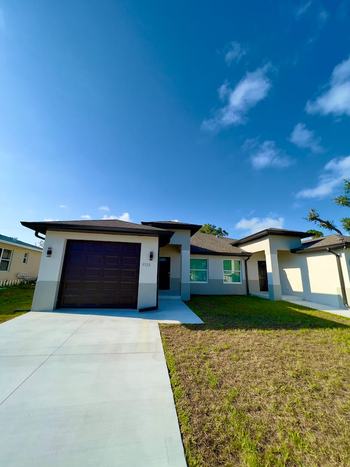Cute Florida Vacation Home - Englewood, FL