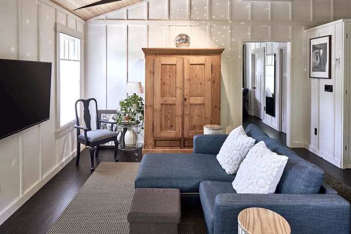 Blue Gate Cottage - Charlotte, NC