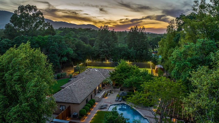 Secret Garden By Beautifulplaces-tennis/pickleball - Petaluma, CA