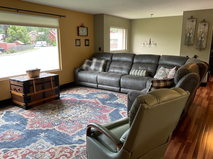 Walk To Gondola, Sleeps 12 - Kellogg, ID