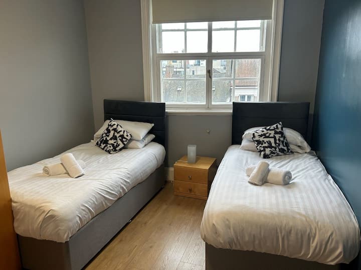 Cosy Room In City Centre Flat - Newcastle upon Tyne