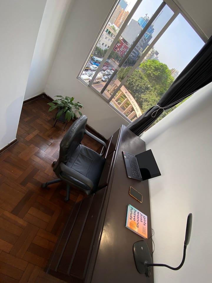 Cozy Room With A View Of Kennedy Park - Peru