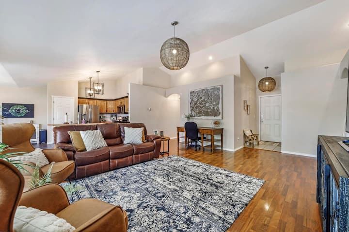 Near St. Luke’s, 4 Br, 3 Car Garage - Twin Falls, ID