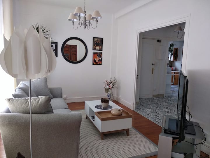Appartement Dans Maison De Ville. - Dijon