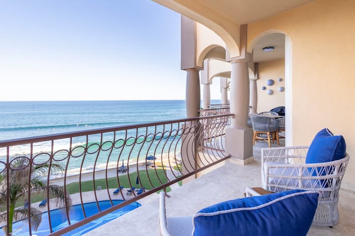 Remodeled Las Olas Beachfront Surf Paradise - San José del Cabo