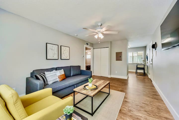 Globe Cup Ready Near Fair Park, Arboretum Included - Dallas, TX