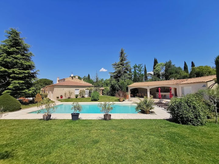 Belle Propriété à 4 Km Du Centre - Aix-en-Provence