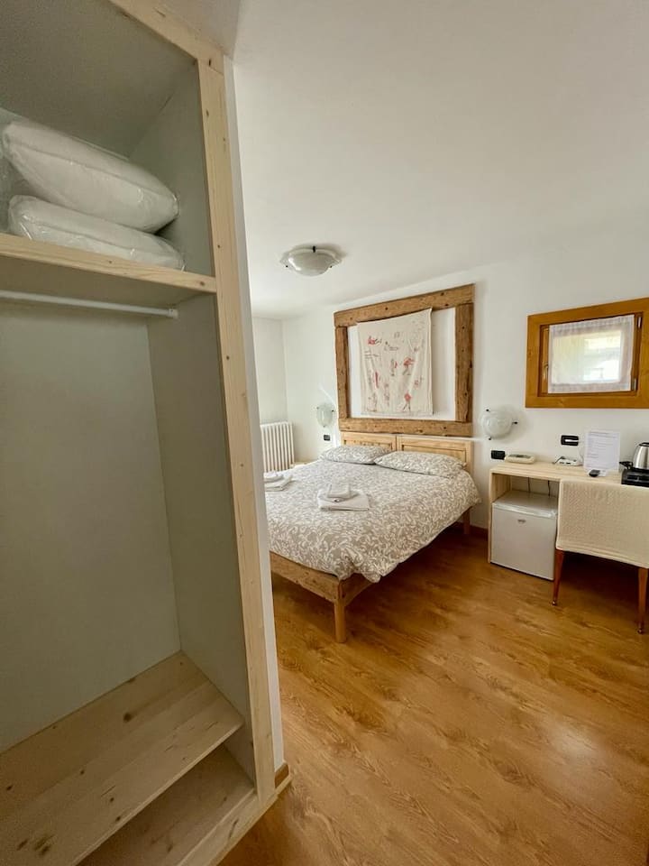 Ambassador Rooms 122 Stanza Privata - Bormio