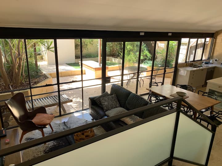 Charming Federation Cottage Wray Ave Fremantle - Fremantle