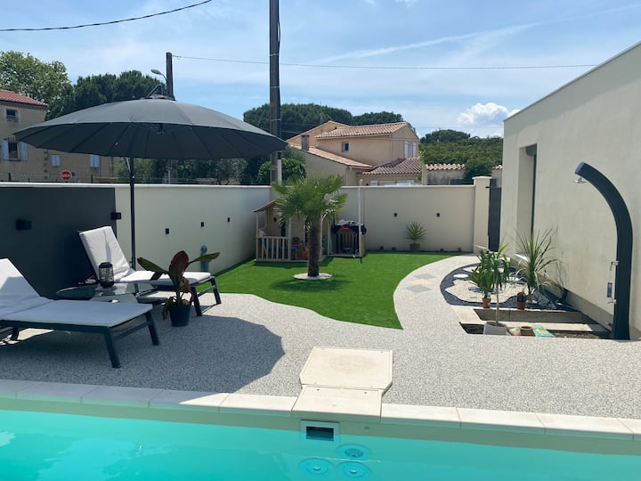 Maison Moderne Avec Piscine - Avignon