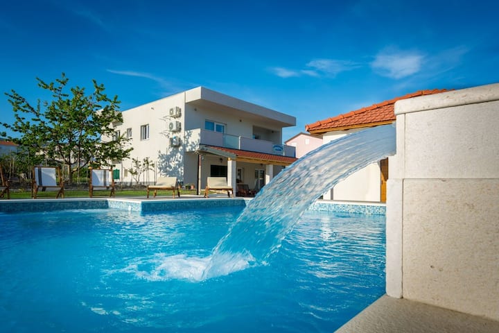 Villa Apartments Marko&šimun4+2 - Trogir
