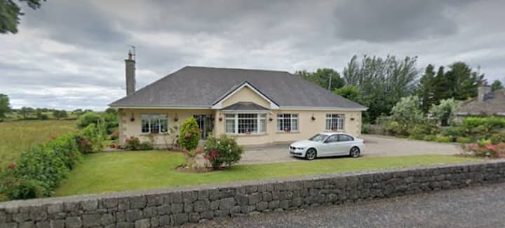 Cosy Room Near Galway & Wild Atlantic Way - Room 2 - Oranmore