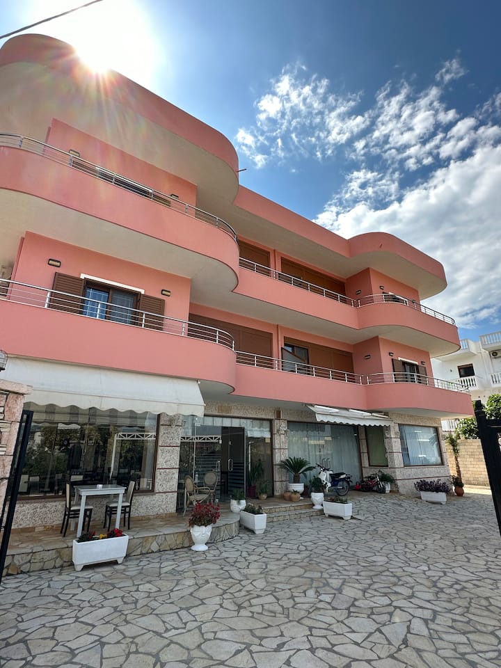 Doni Apartment 4 - Ksamil