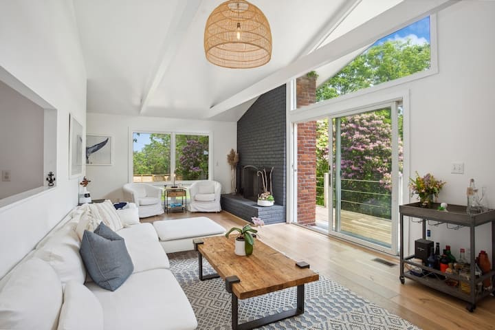 Amagansett Chic Beach House - East Hampton, NY