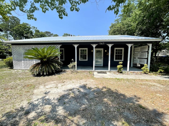 Coastal Cottage Near Icww - Wilmington, NC