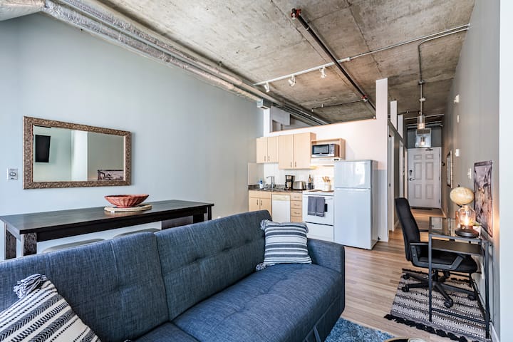 The Most Convenient Location In Downtown Edmonton - Edmonton