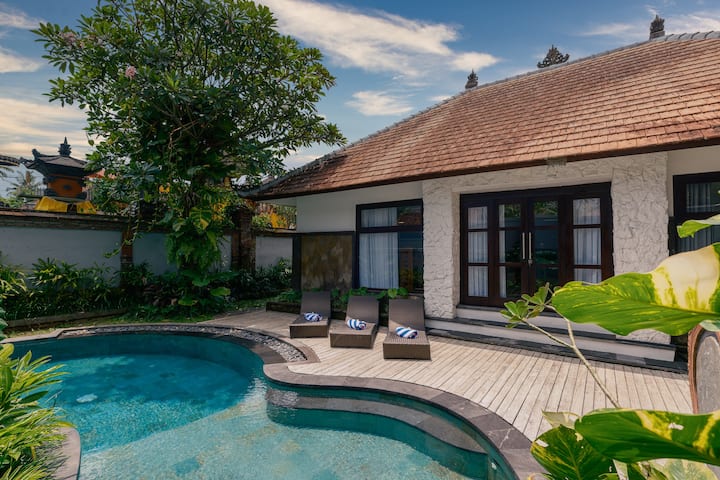 Villa Chandi: 2br, With Pool - 우부드