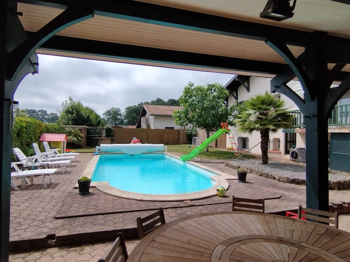 Maison Familiale Calme Avec Piscine - Capbreton