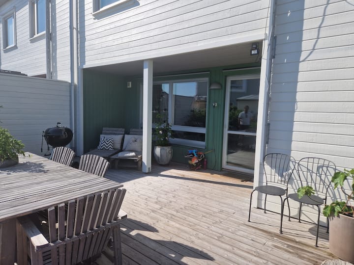Lovely Terraced House With Garden Close To Town - Tyresö