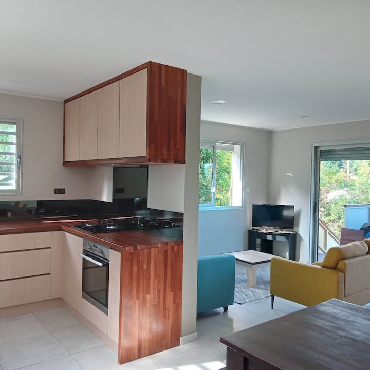 Logement Entier Haut De Villa Proche De Nouméa - Nouméa