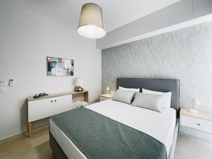 Urban Hive Chania, Your City Basecamp - Fiber Wifi - Chania