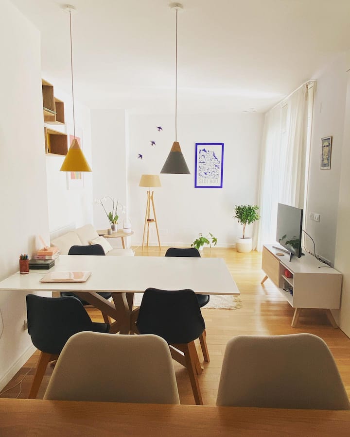 Cosy Nest In Arc De Triomph - Barcelona