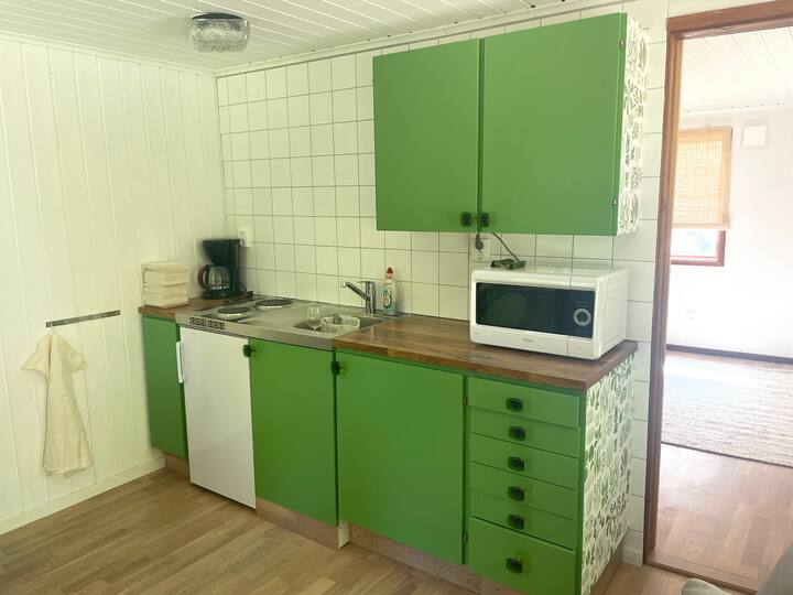 Stuga Med Stor Altan & Utedusch - Nynäshamn