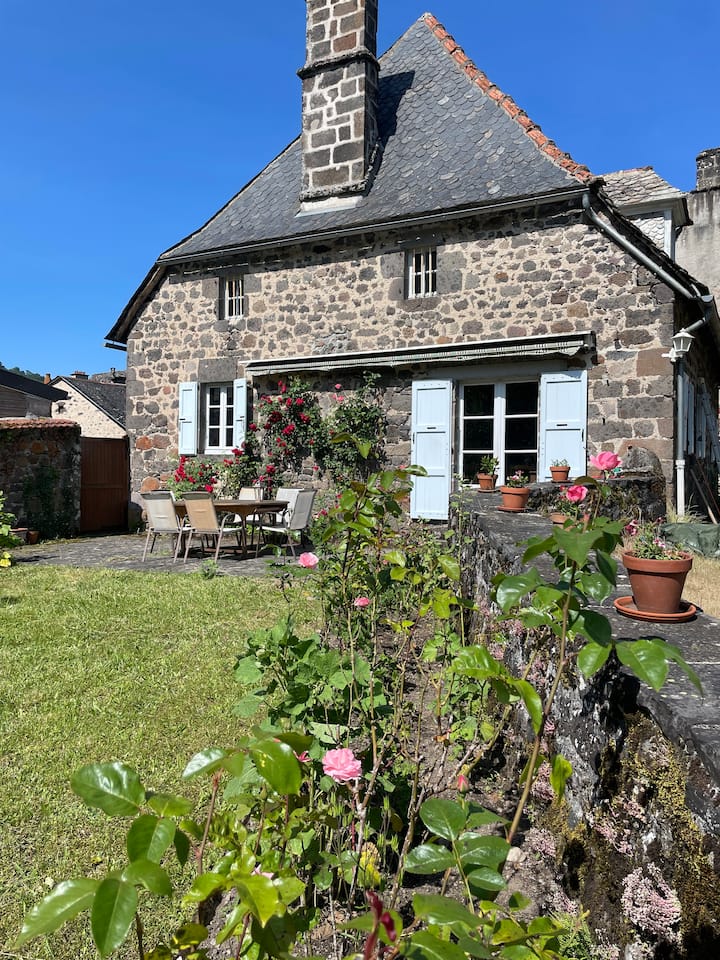 Jolie Maison De Caractère - Département Cantal