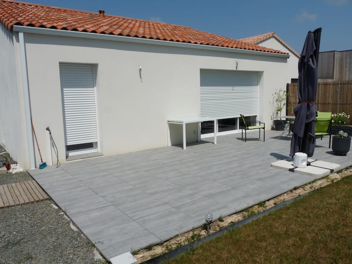 Maison Bord De Mer. - Brem-sur-Mer