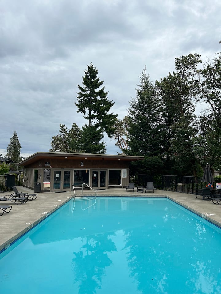 #16 2bd 2.5 Bth + Pool & Hot Tub Ocean Resort - Parksville