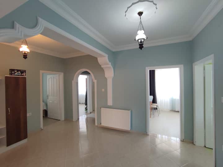 3 Bedroom Central Apartment For 8 People. Floor 3 - Kavala