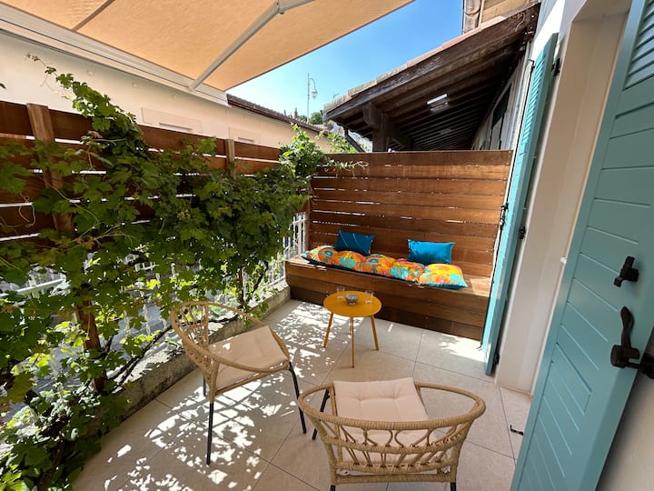 Charmante Arcachonnaise Avec Terrasse Au Centre - Arcachon