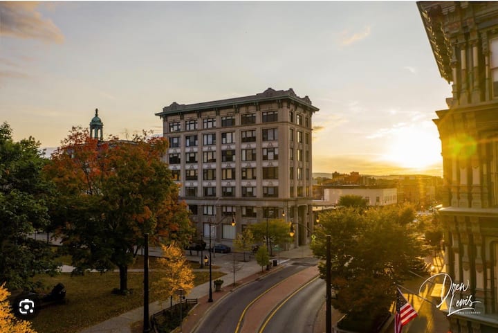 Big, Cozy Binghamton City Living - Binghamton, NY