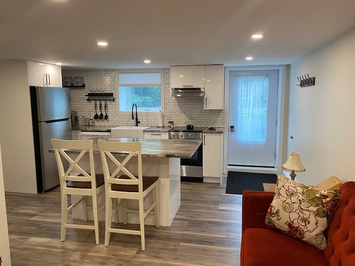 Rockingham Retreat - Halifax
