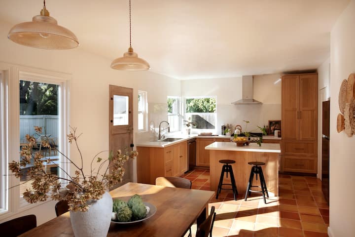 Fully Renovated Private Cul-de-sac Home In Marin - San Rafael, CA
