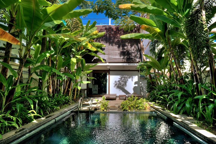 Wat Damnak House: Central Location, Natural Pool! - Kambodscha