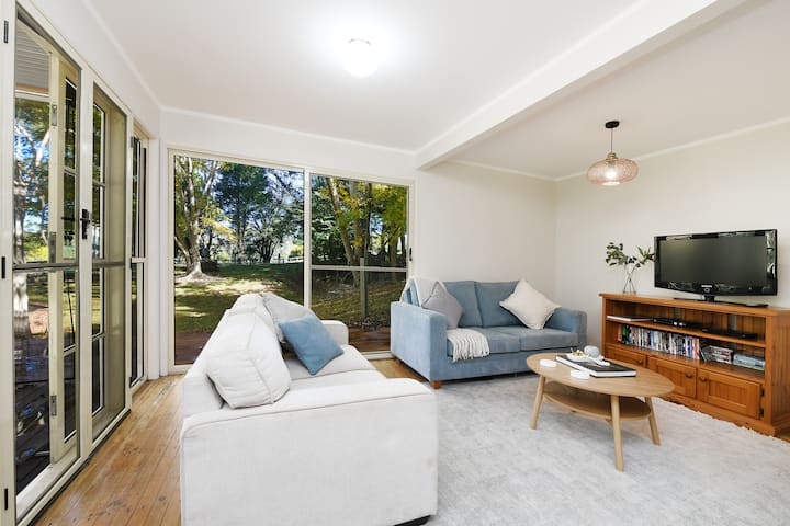 Winding Creek Cottage - Maleny