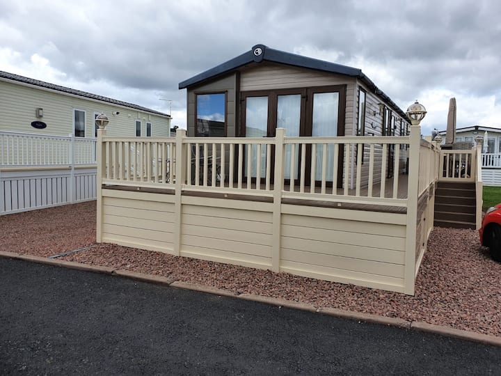 Luxury Caravan On Riverside On The River Avon - Stratford-upon-Avon