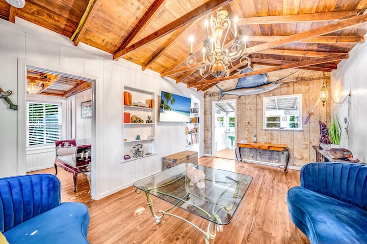 2bd/2bth Historic Florida Home Walk To The Action! - Delray Beach