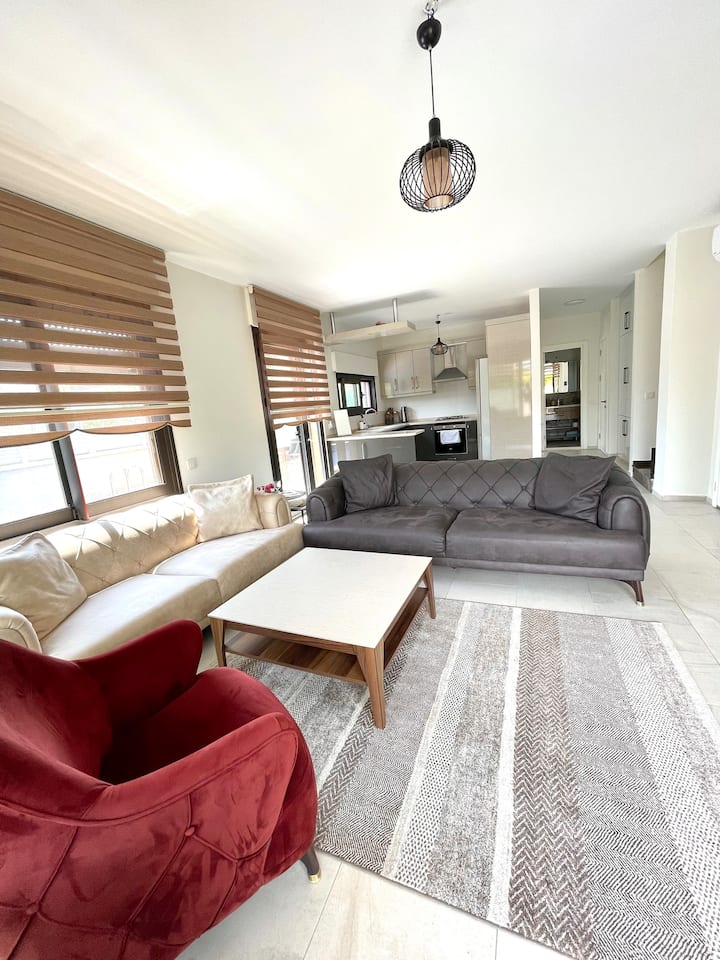 Luxusvilla Mit Pool Zentral Gelegen - Ilıca