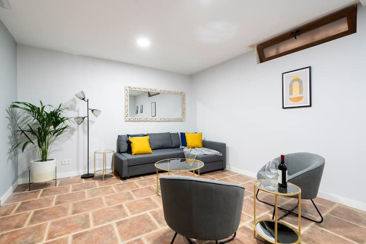 Apt In Martin De Vargas St – Perfect For Families! - Madrid