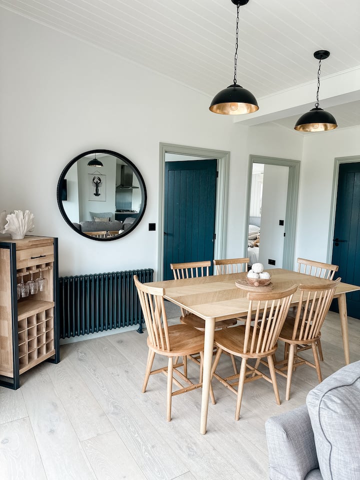 The Lobster Barn - Cornwall