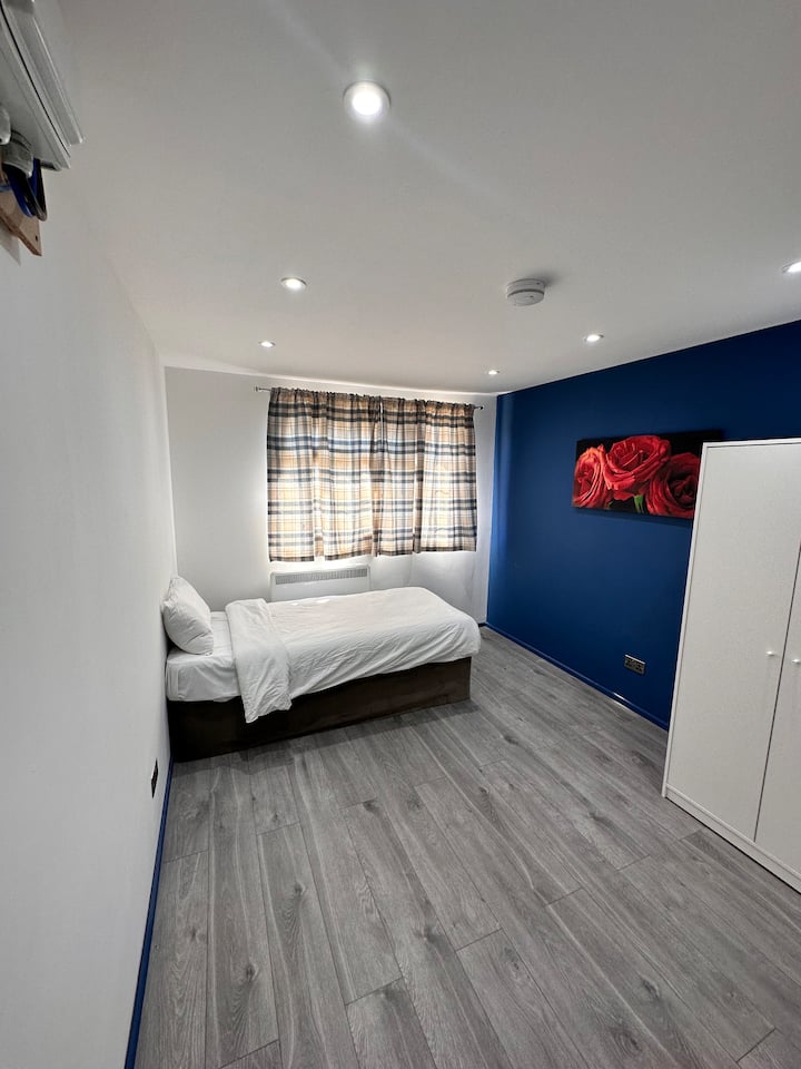 Basildon Luxury Villa - Basildon