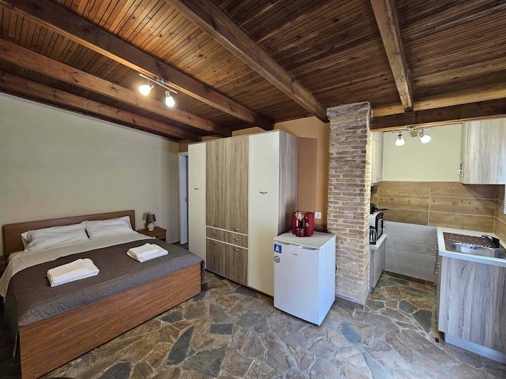 Clotho Eco - Milos