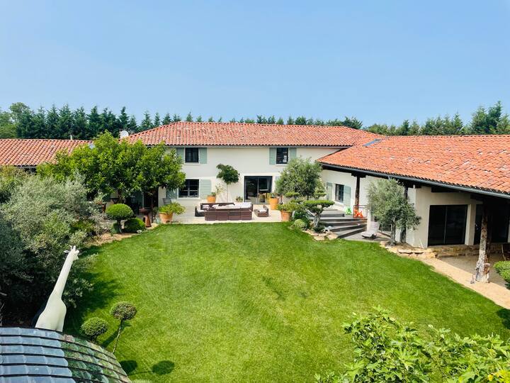 Maisonnette Campagne Chic - Montrond-les-Bains