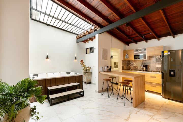 L2 2br Laureles Apartment | Jacuzzi | Ac - Medellín