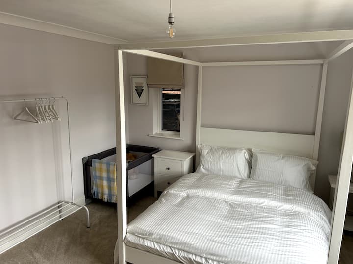 Bright & Cosy Room - Spalding, UK