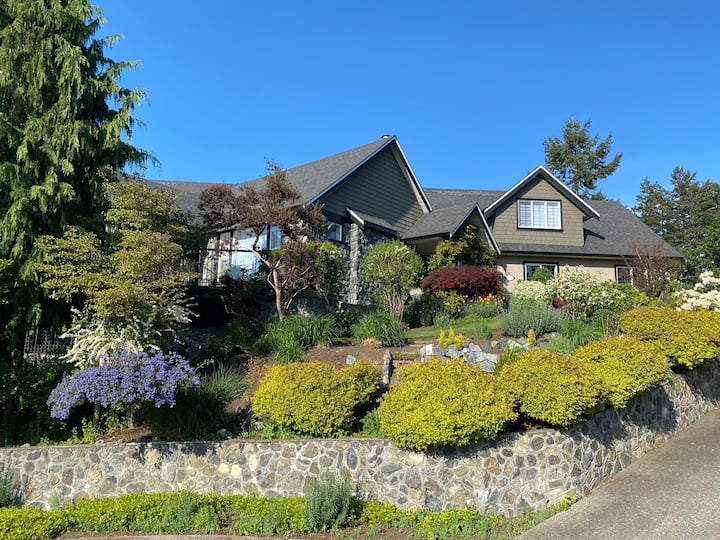 Wonderful Views! - Saanich