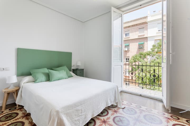 Charming And Bright For Nomads - 발렌시아